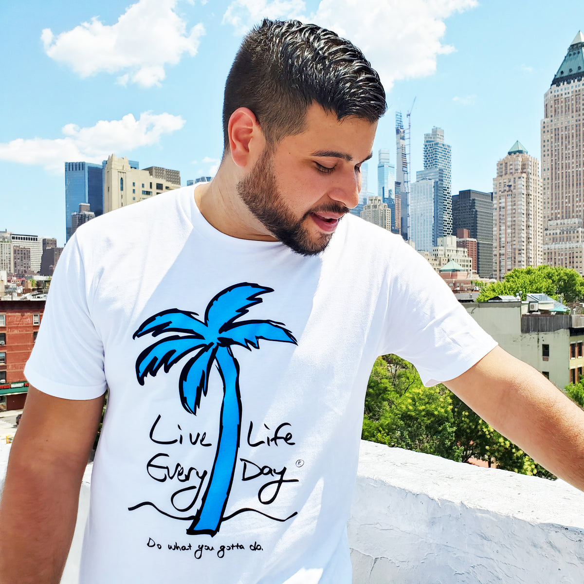 Logo Tee – Live Life Every Day